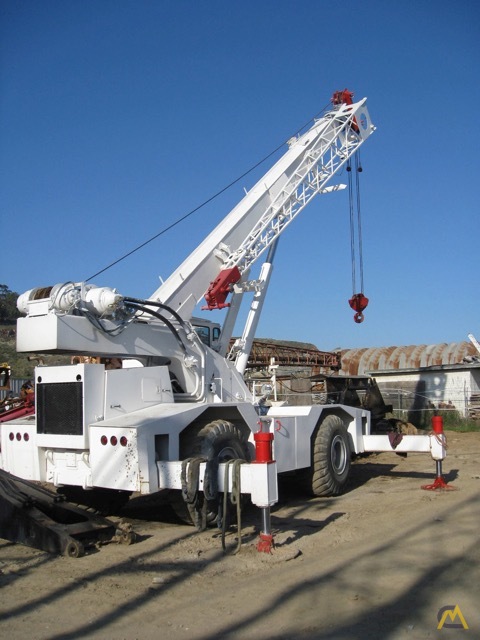 1980 Badger 4435B 40-Ton Rough Terrain Crane; CranesList ID: 118 For ...