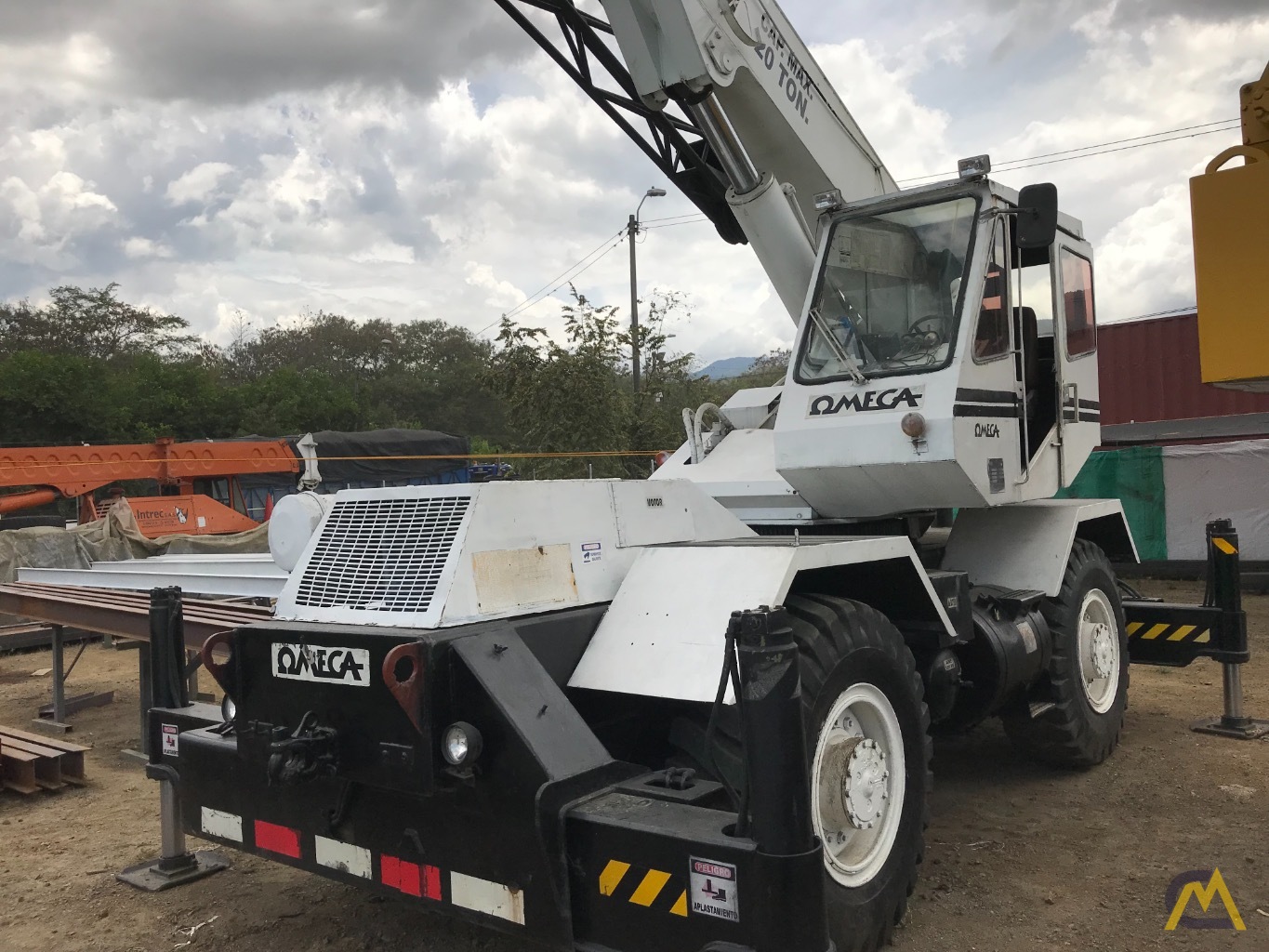 1981 P&H Omega 20 ton Rough Terrain Crane; CranesList ID: 229 For Sale ...