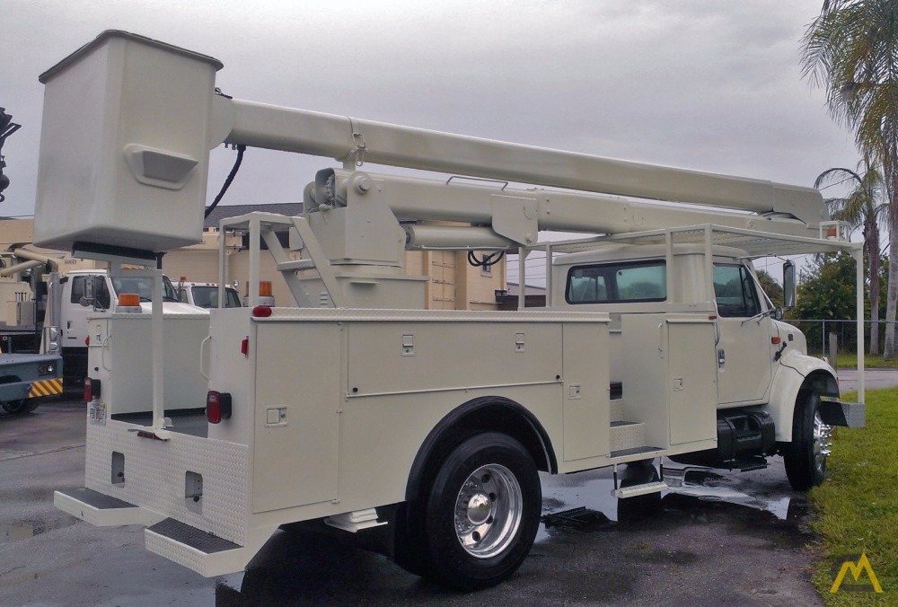 2000 International w/ Altec Body Teco 60' bucket Florida For Sale or ...