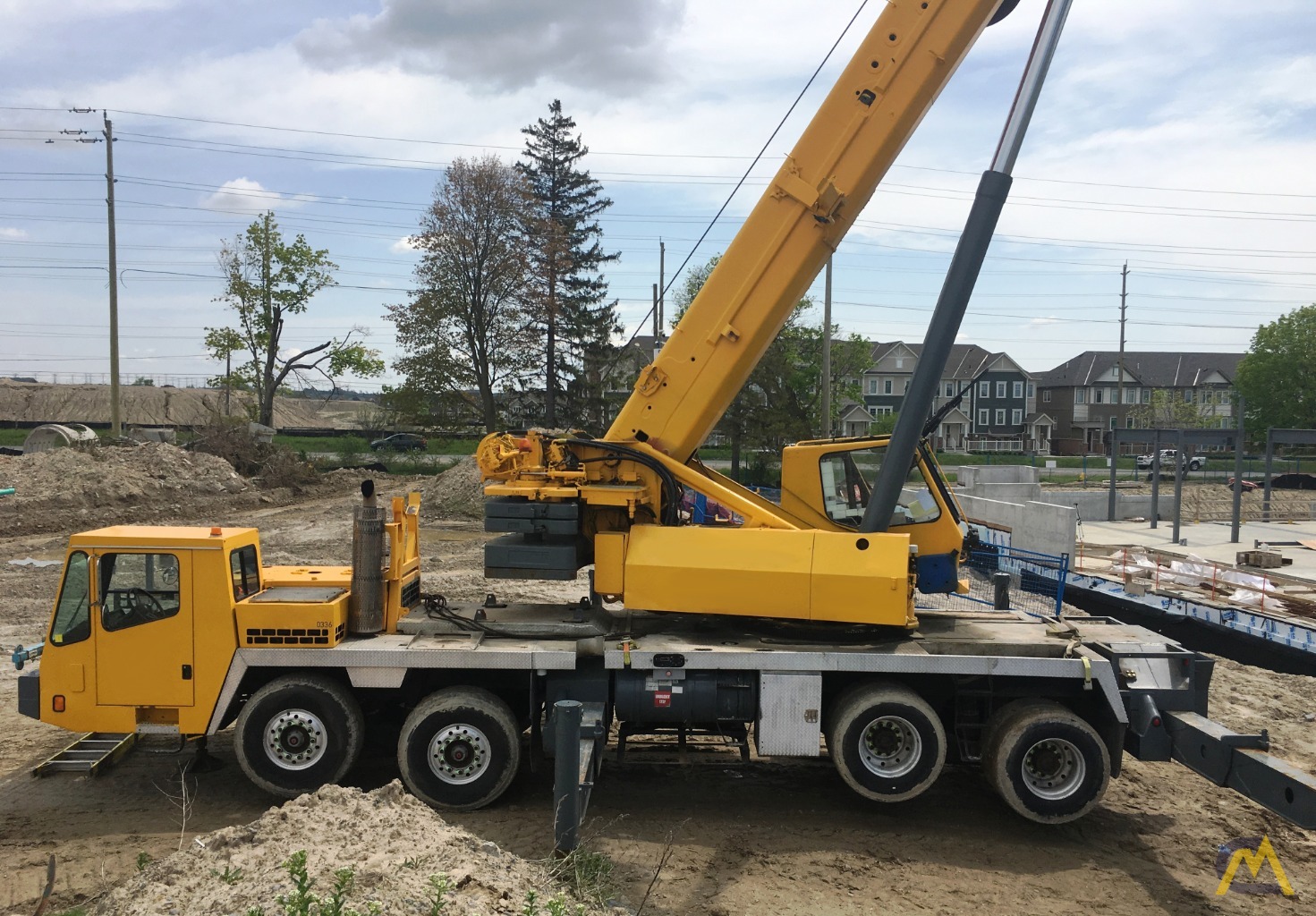 Grove TMS900E 90-Ton Telescopic Truck Crane For Sale or Rent Hoists ...