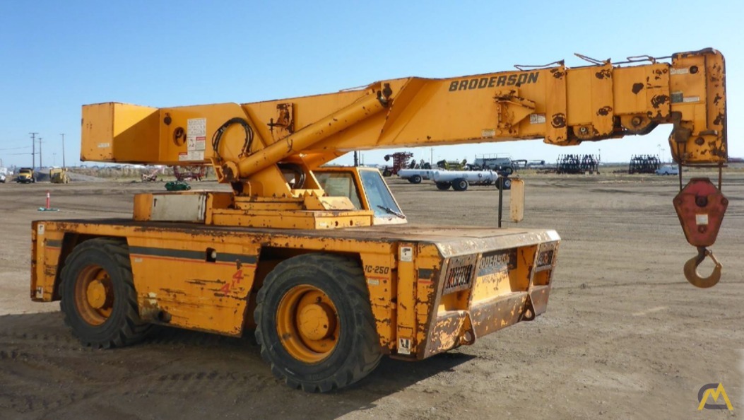 2006 Broderson IC-250-2BS 18-Ton Carry Deck Crane; CranesList ID: 641 ...