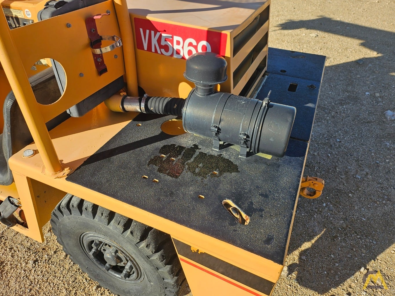 2007 Broderson IC-35-2D 8000 lb 4 ton carry deck crane For Sale Carry ...