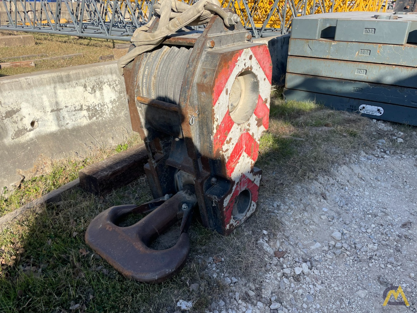 2008 Grove GMK5225 225-Ton All Terrain Crane For Sale Hoists & Material ...