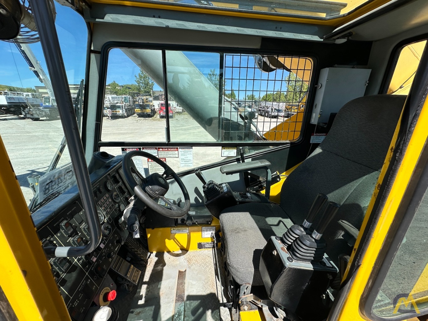 Grove RT700E Rough Terrain Crane For Sale Hoists & Material Handlers ...