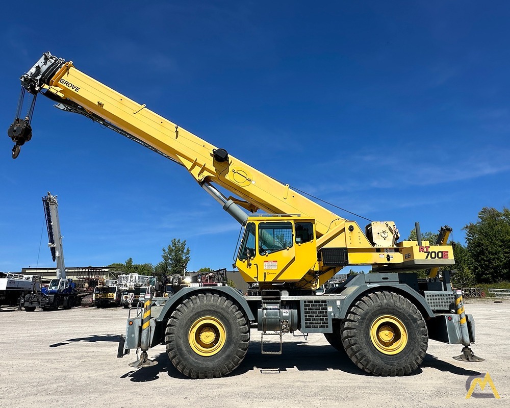 Grove RT700E Rough Terrain Crane For Sale Hoists & Material Handlers ...