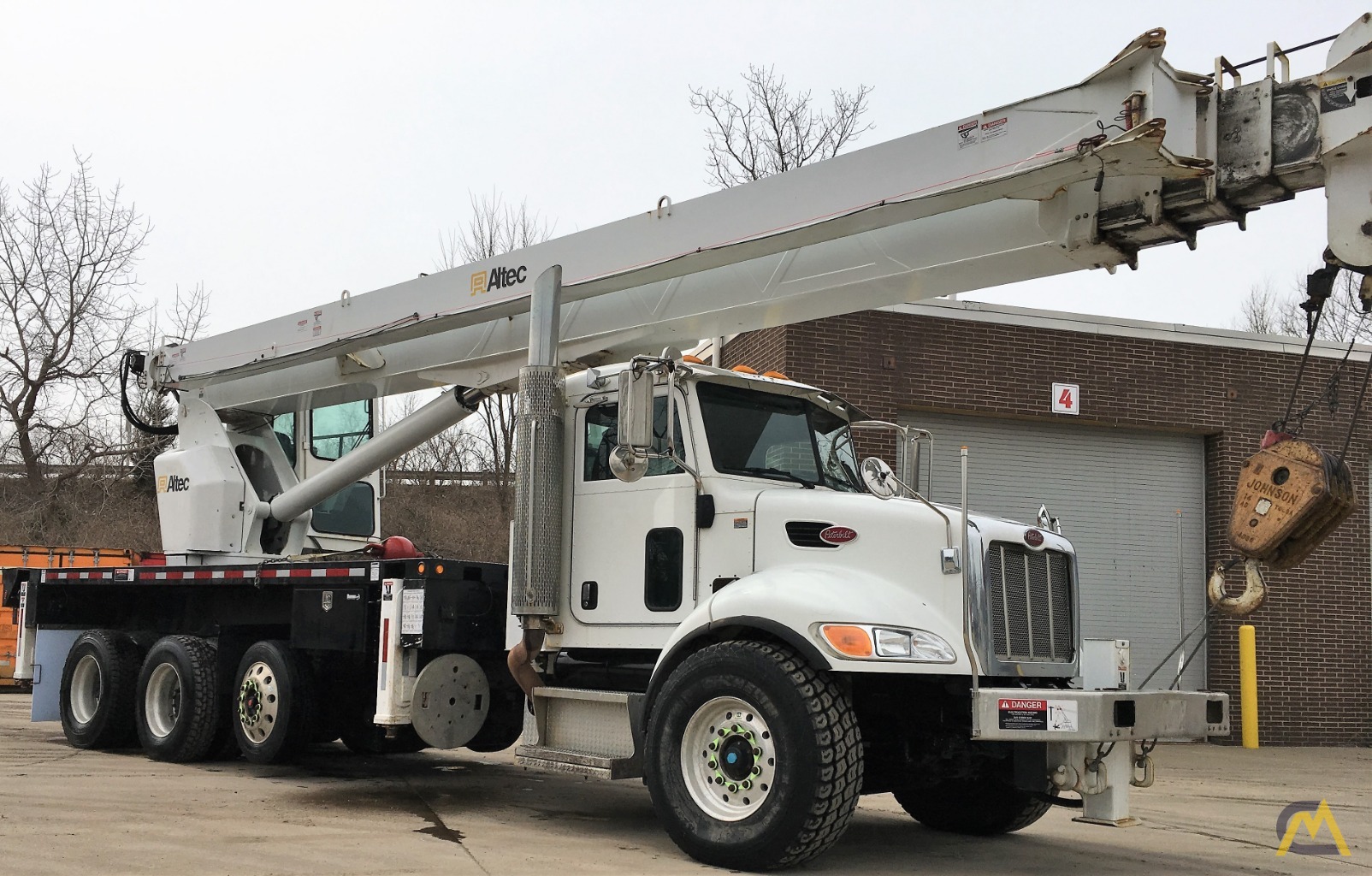 2009 ALTEC AC38-127S Boom Truck Crane For Sale Altec Trucks Hoists ...
