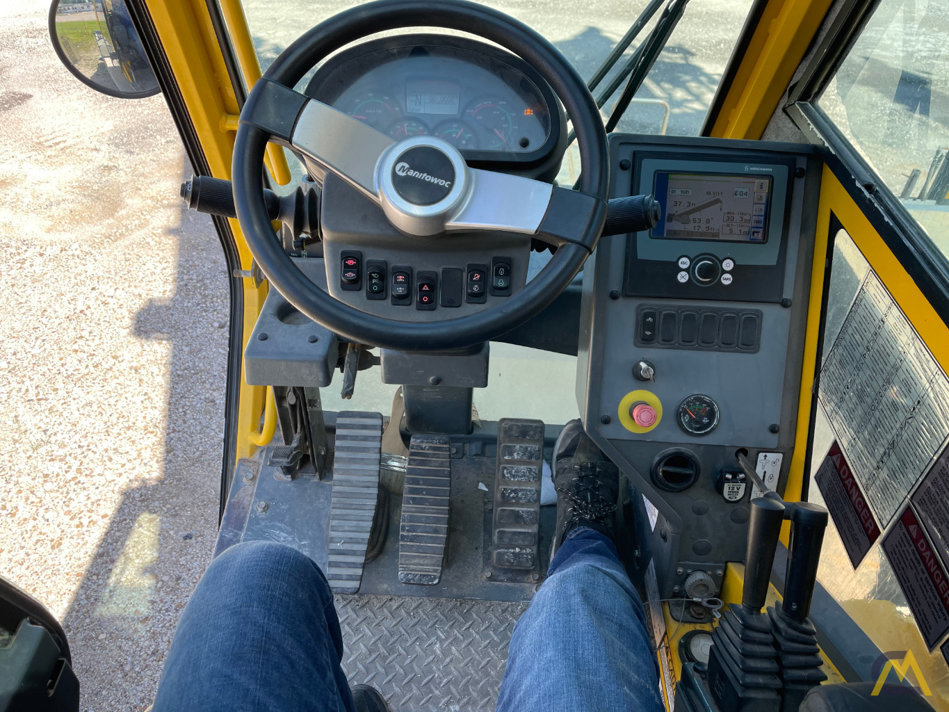 2013 Grove RT890E 90-Ton Rough Terrain Crane For Sale Hoists & Material ...