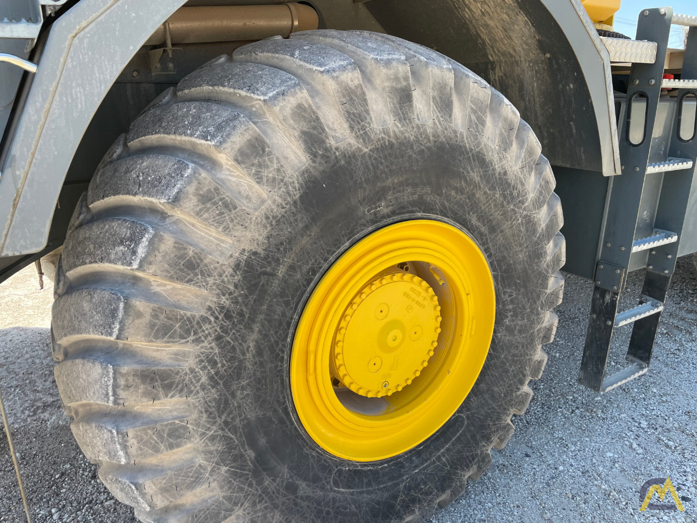 2013 Grove RT890E 90-Ton Rough Terrain Crane For Sale Hoists & Material ...