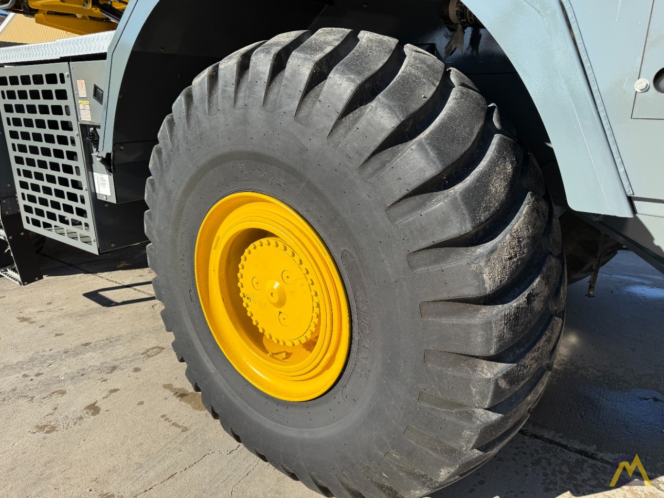 Grove RT890E Rough Terrain Crane For Sale Hoists & Material Handlers ...