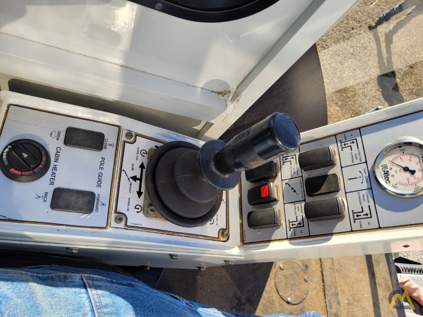 2015 Altec AC40-152S 40-Ton Boom Truck Crane For Sale Trucks Hoists ...