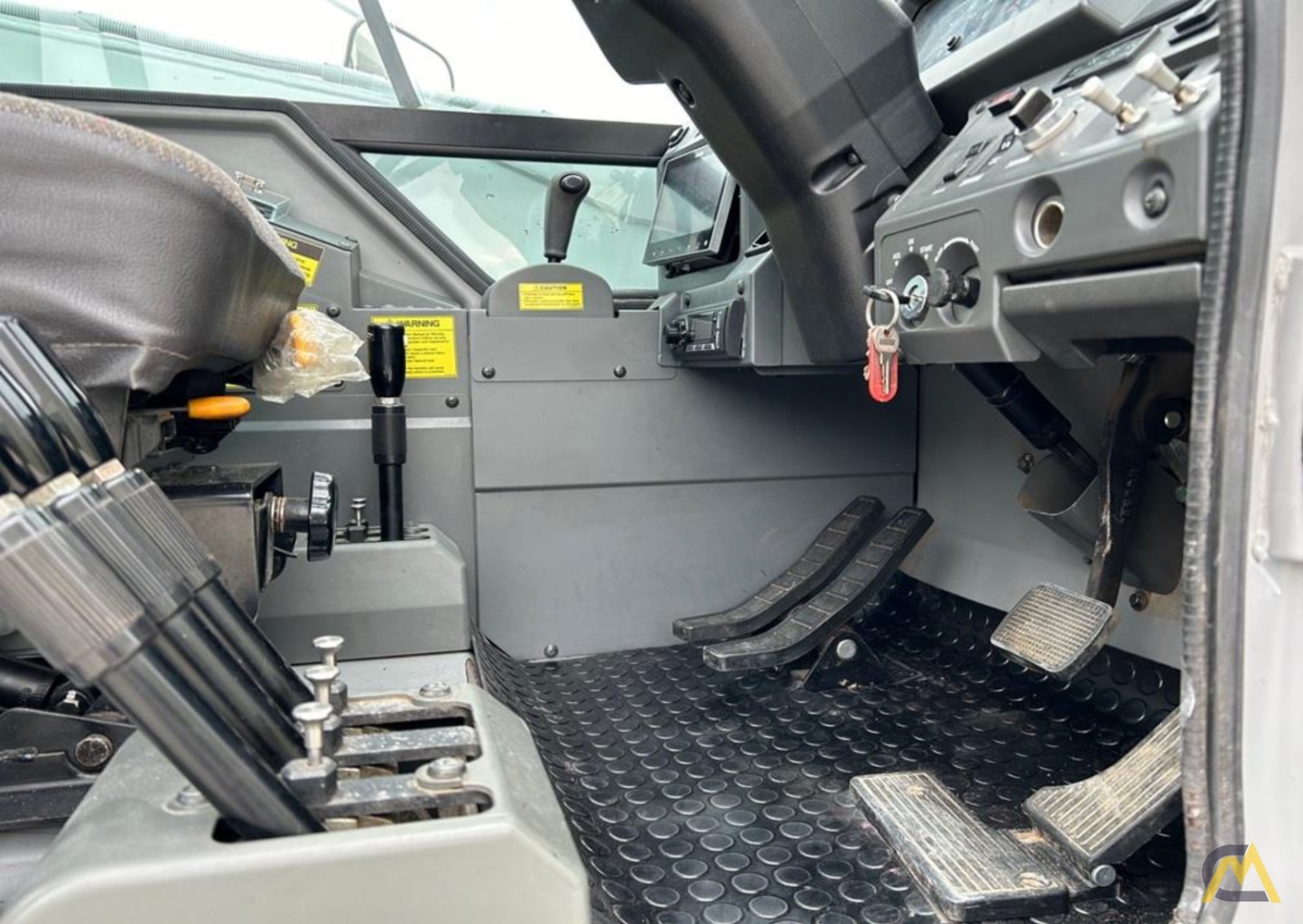 Tadano GR-160N-3 Rough Terrain Crane For Sale Hoists & Material Handlers 35519 CraneMarket