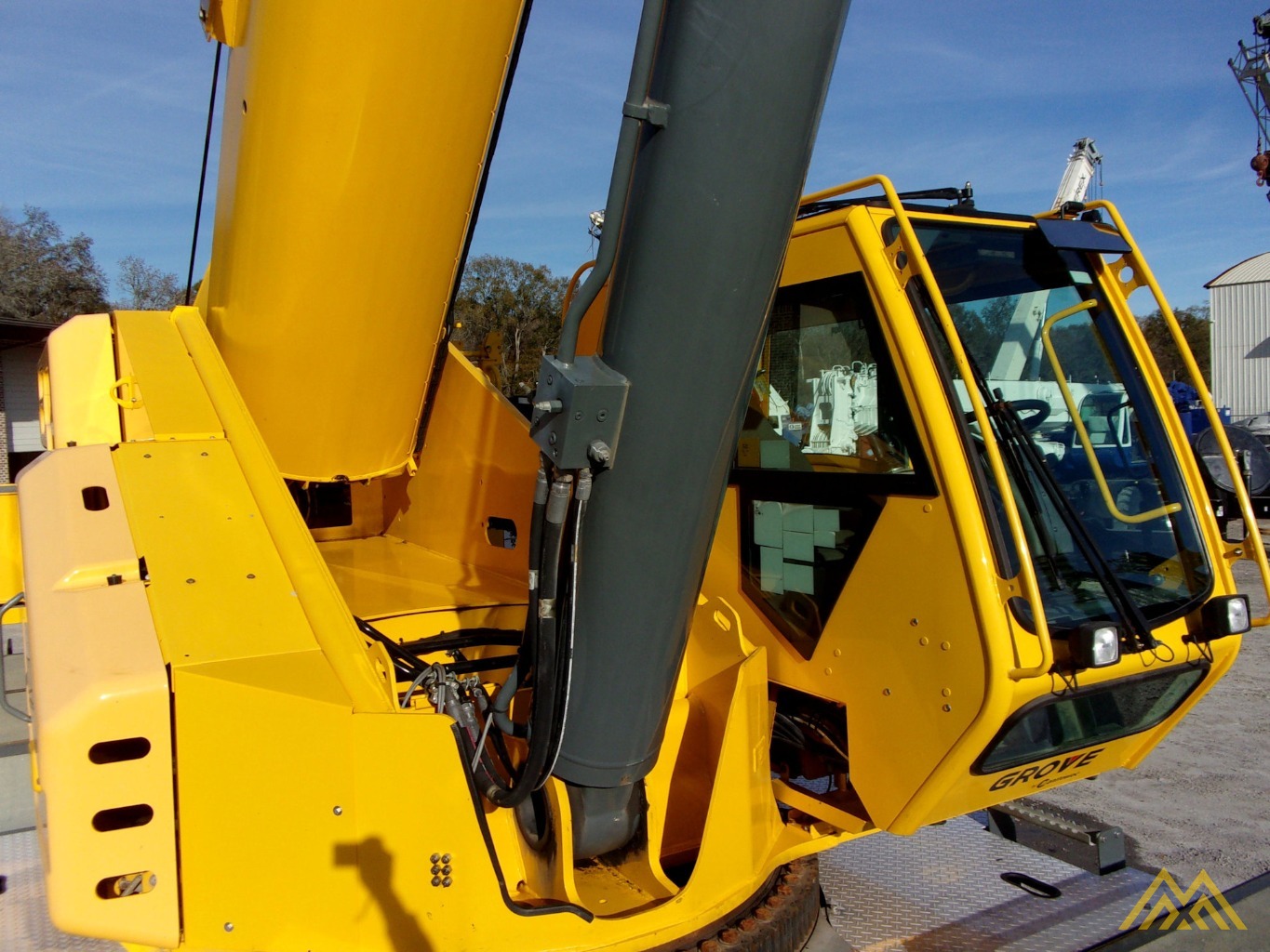 Grove GRT8100 Rough Terrain Crane For Sale Hoists & Material Handlers ...