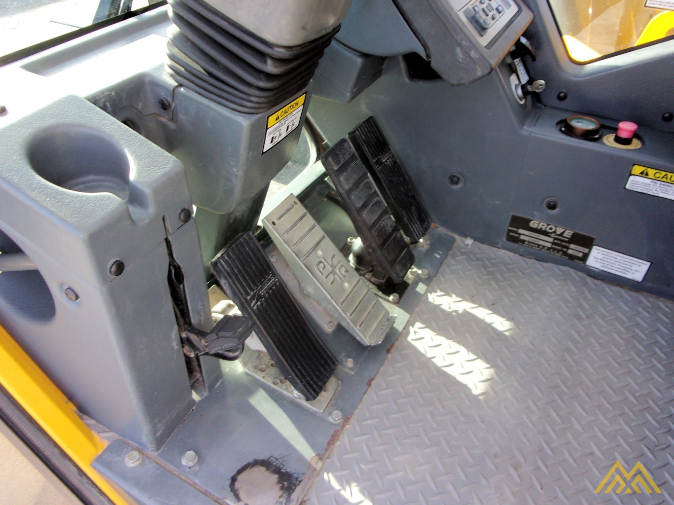 Grove GRT8100 Rough Terrain Crane For Sale Hoists & Material Handlers ...