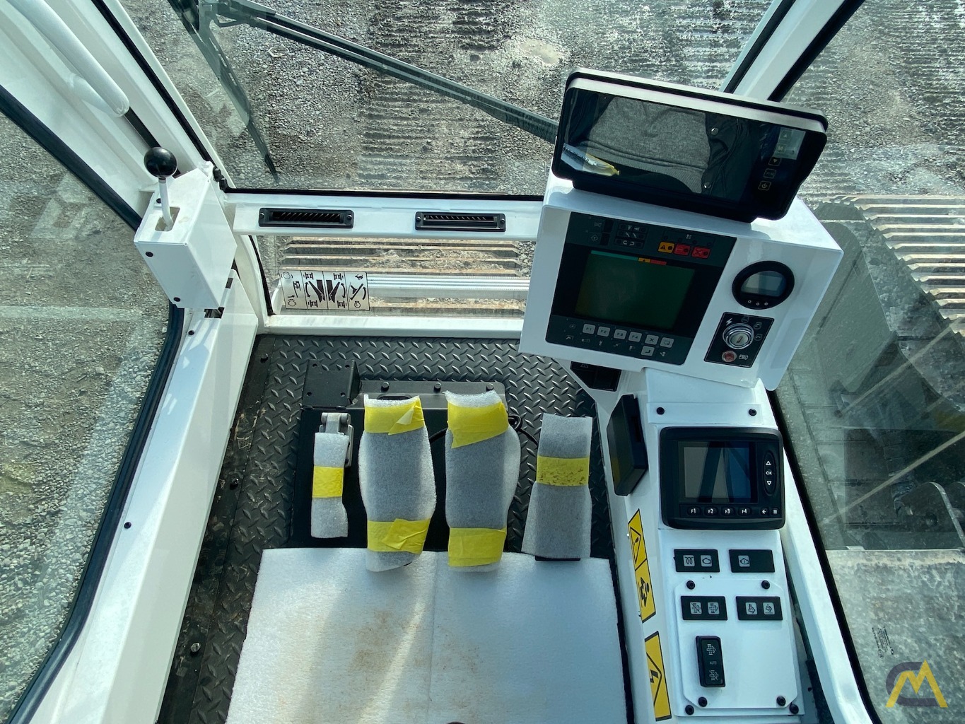 NEW Tadano Mantis GTC-700 70-Ton Telecrawler For Sale or Rent Crawler ...