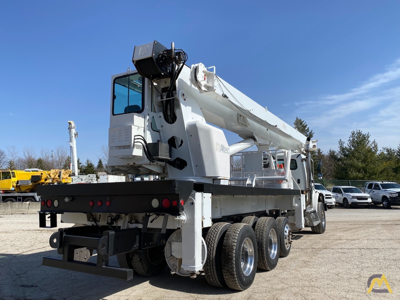 Altec AC38-127S Boom Truck | Mounted on Freightliner M2112 For Sale ...