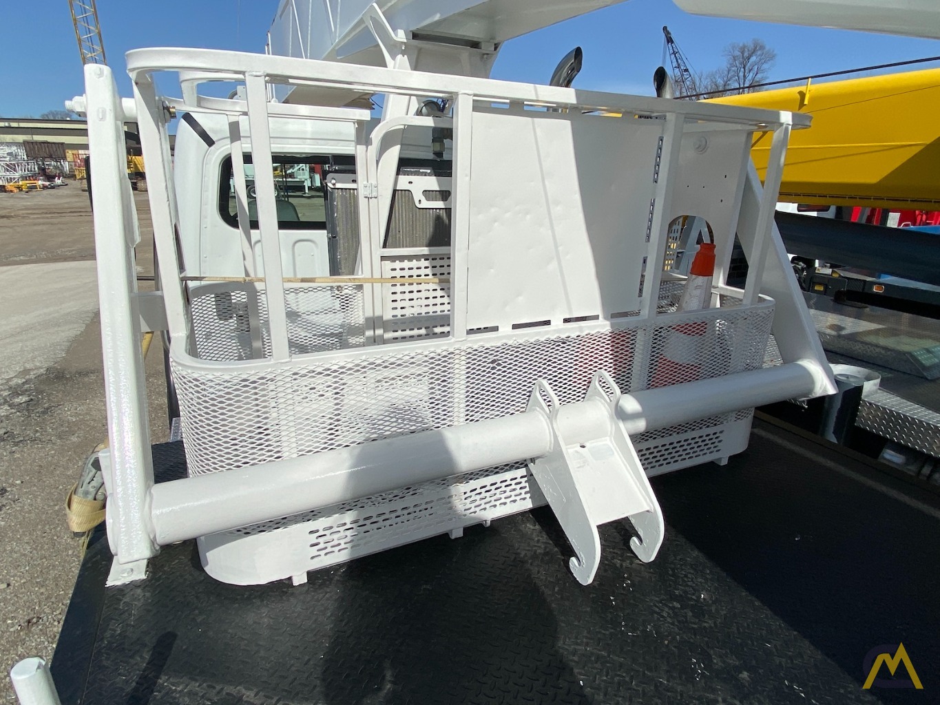 Altec AC38-127S Boom Truck | Mounted on Freightliner M2112 For Sale ...