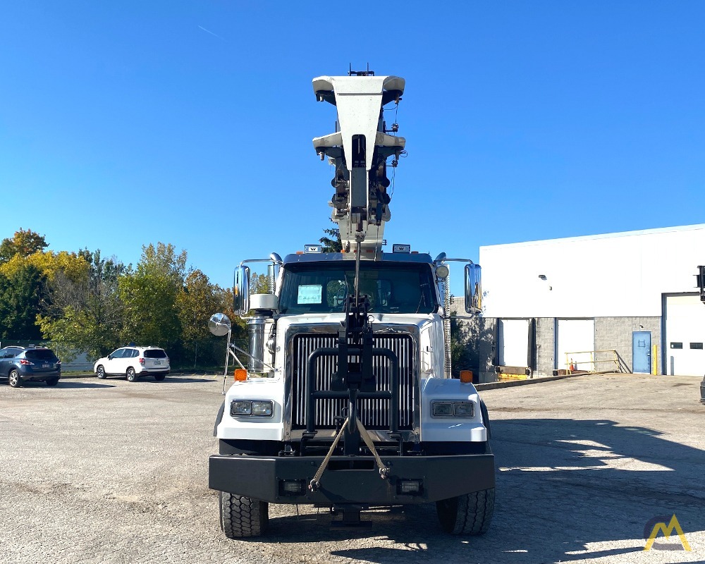 2012 National Crane NBT40 | 40-ton Boom Truck For Sale Trucks Hoists ...