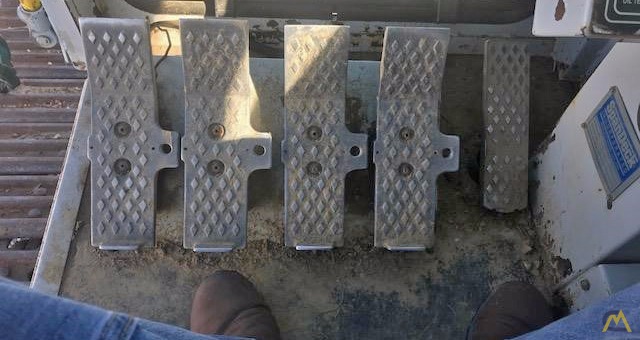 Mantis 8012 40-Ton Telescopic Crawler Crane For Sale Hoists & Material ...