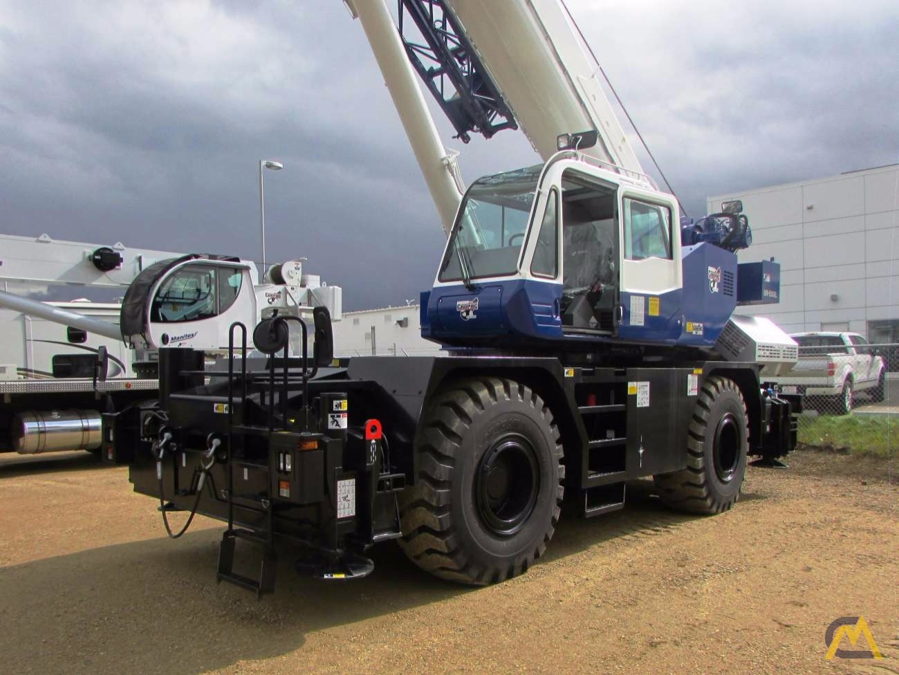 Tadano GR-550XL 55-Ton Rough Terrain Crane For Sale Hoists & Material ...