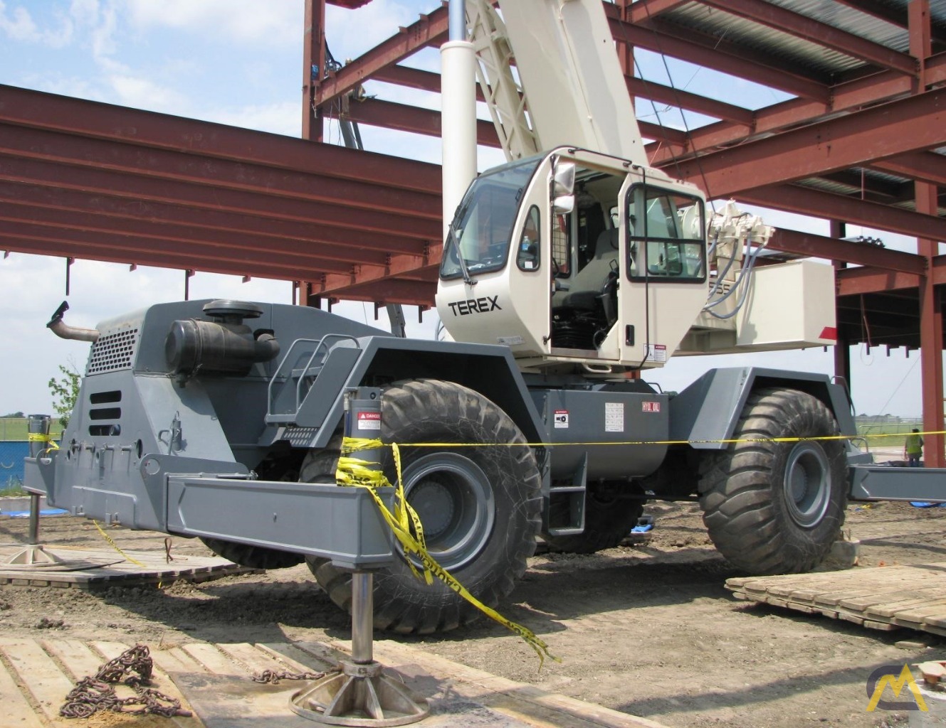 55t Terex RT 555 Rough Terrain Crane For Sale Hoists & Material ...