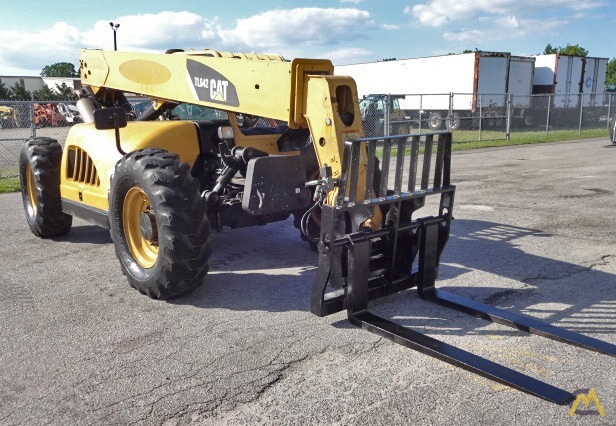 6500 lb. CAT TL642 Telehander For Sale Caterpillar (CAT) Telehandlers ...
