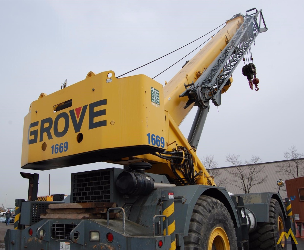 Grove RT700E-2 60-ton Rough Terrain Crane For Sale Hoists & Material ...