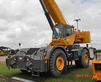 Grove RT700E 60-Ton Rough Terrain Crane For Sale Hoists & Material ...