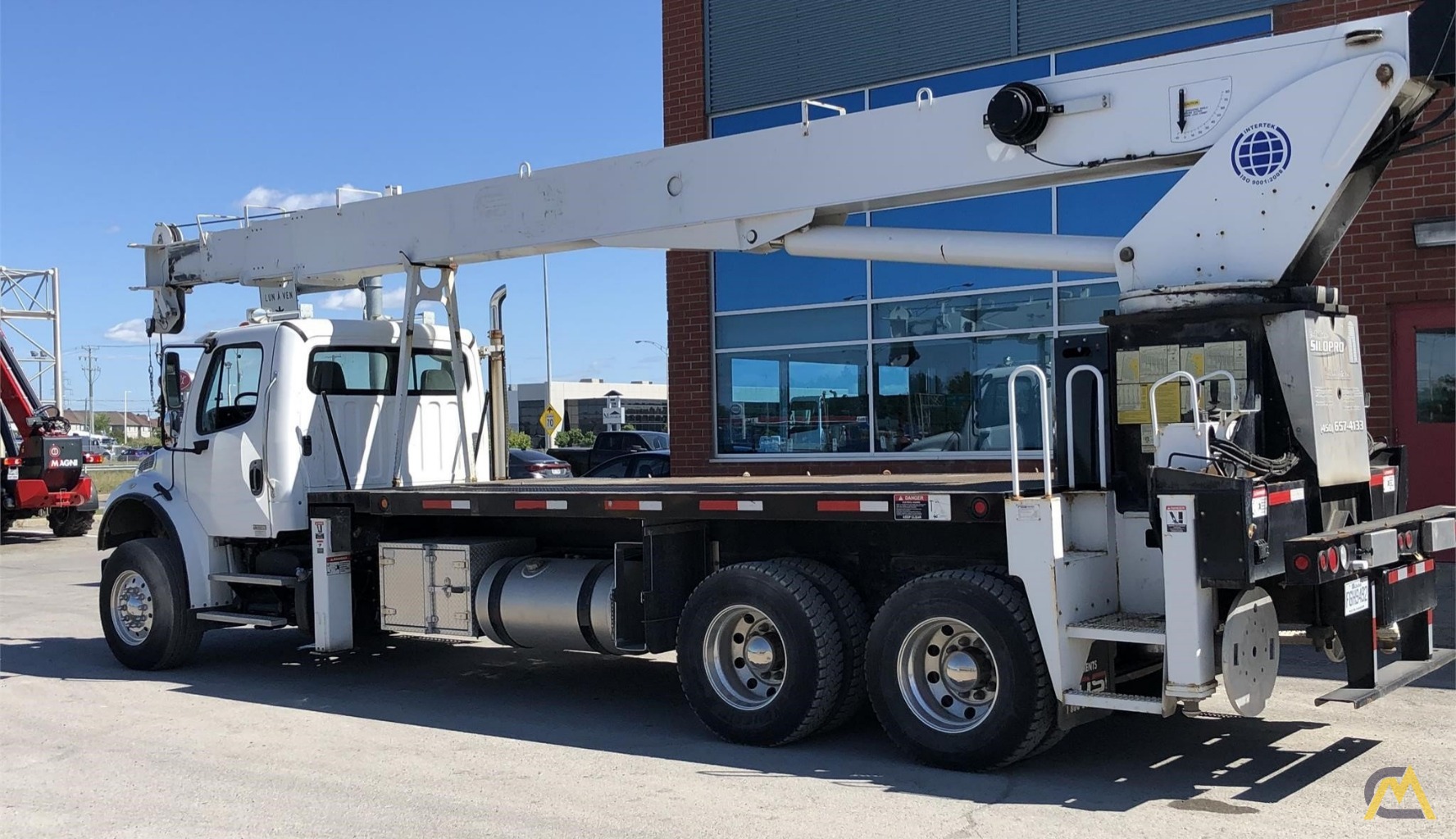 Altec AC25-95R 25-Ton Boom Truck Crane on Freightliner M2-106 For Sale ...