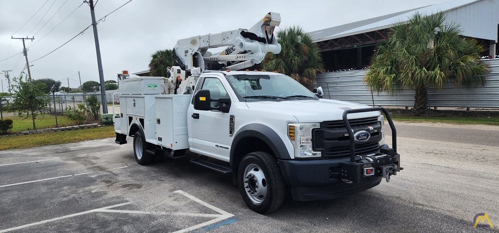 Altec AT41M Bucket Boom on 2018 Ford F550 Reg Cab Utility Truck - 99941 ...