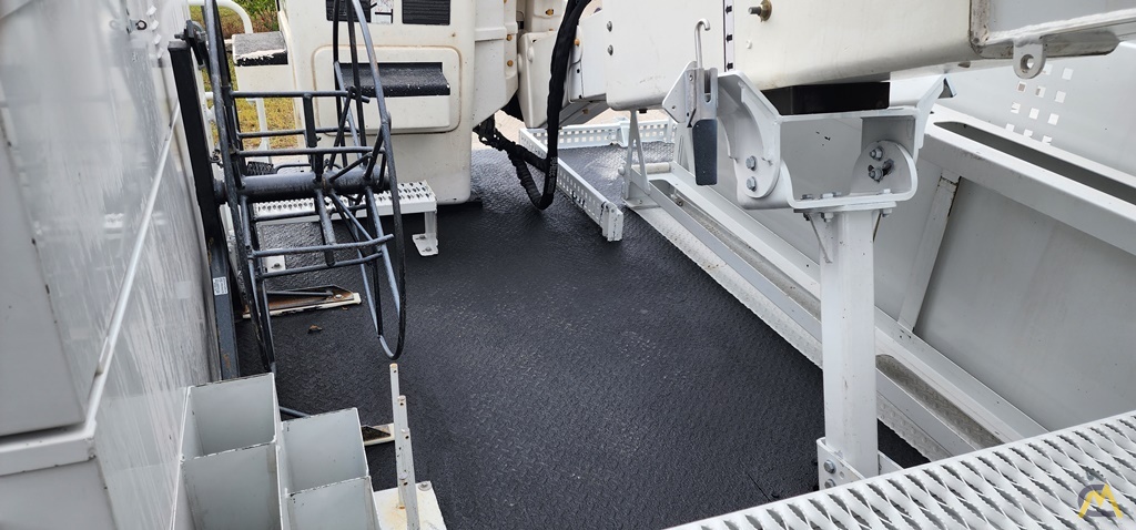 Altec AT41M Bucket Boom on 2018 Ford F550 Reg Cab Utility Truck - 99941 ...