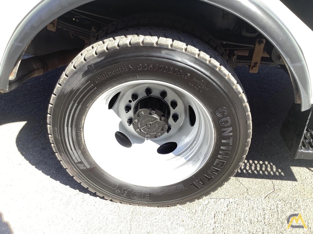 Altec AT41M Bucket Boom on 2018 Ford F550 Reg Cab Utility Truck - 99941 ...