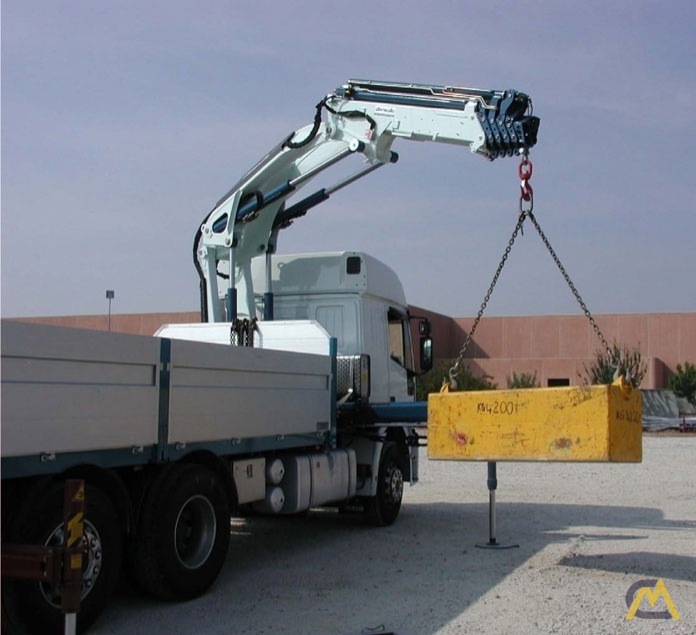 Cormach 22500 E5 ASC 9.25-Ton Knuckle Boom Articulating Crane For Sale ...