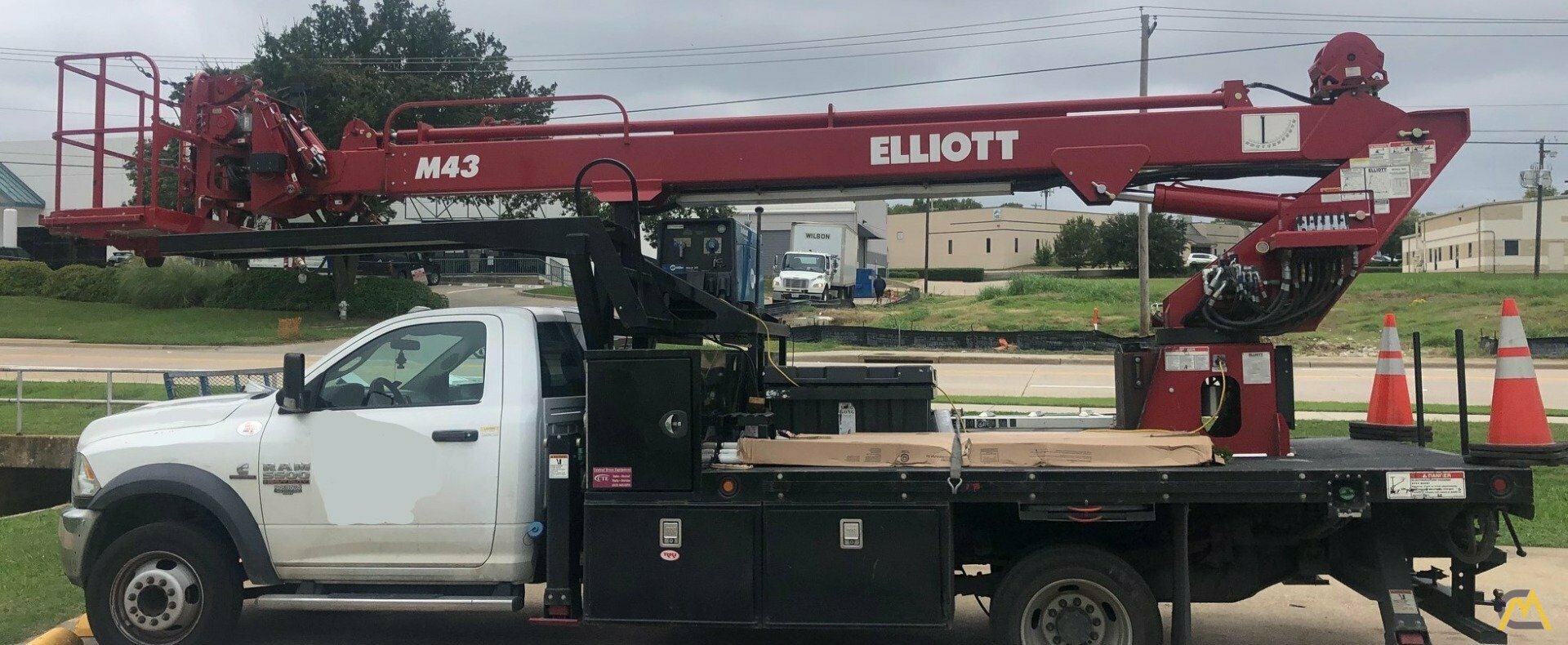 Elliott M43R 1-ton Telescopic Boom Bucket Truck on Dodge 5500 For Sale ...