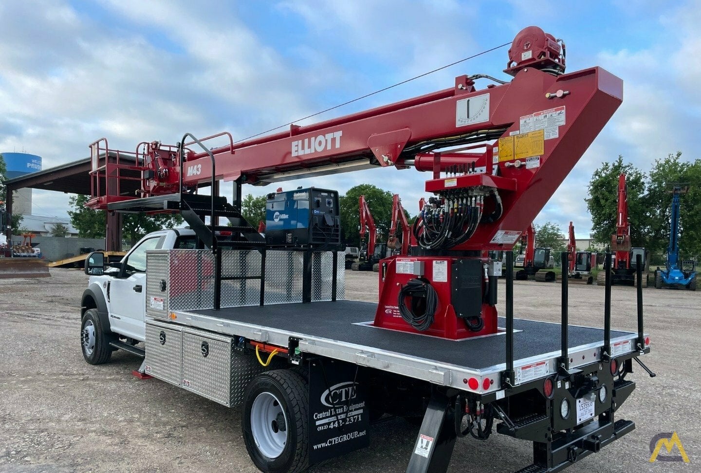 Elliott M43R 1-ton Telescopic Boom Bucket Truck on Ford F600 For Sale ...