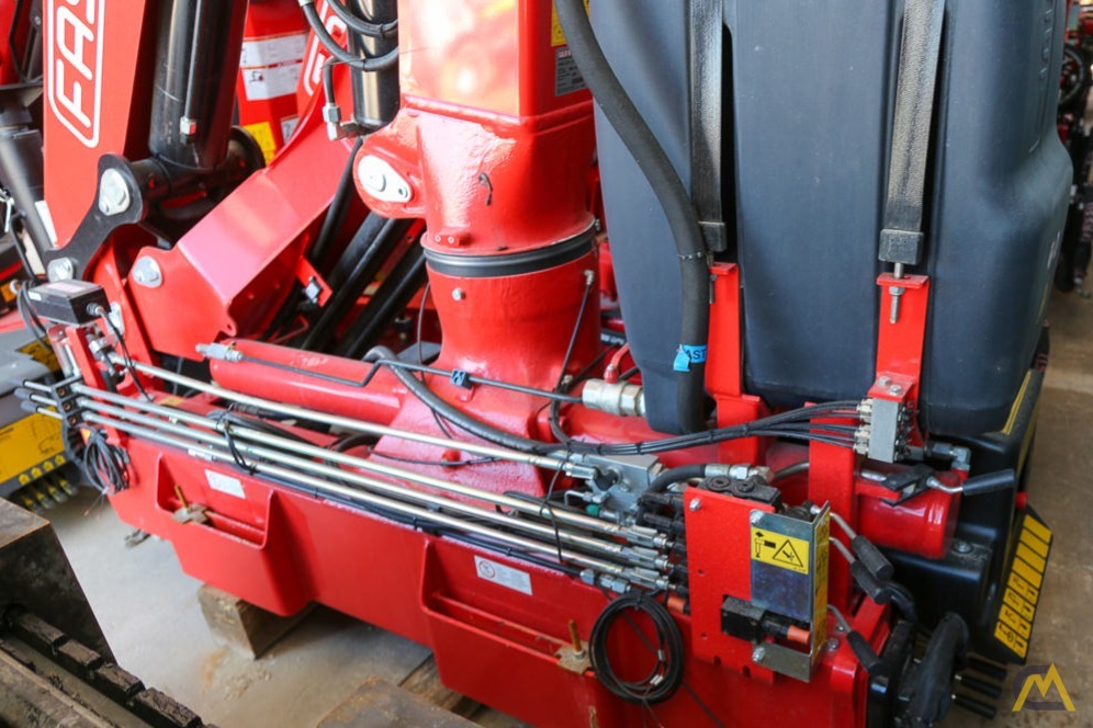Fassi F155A.2.23 E-Dynamic 5.29-Ton Knuckle Boom Articulating Crane For ...