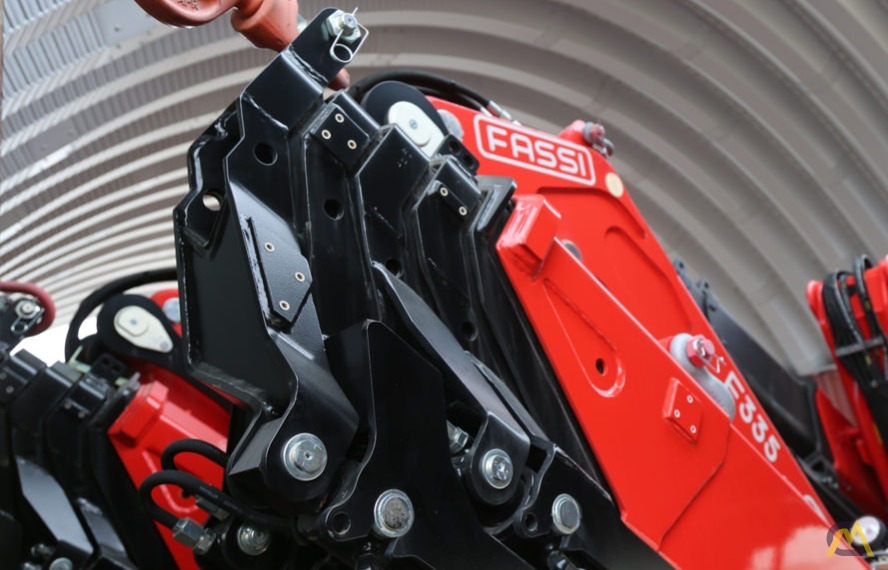 Fassi F335RA.2.25 12.68-Ton Knuckle Boom Articulating Crane For Sale ...