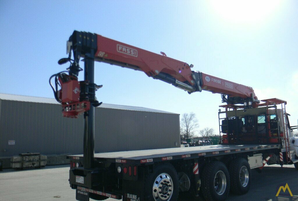 Fassi F390SE.24 3.75-ton Pallet Fork Loader Crane with Mecanil Tree Saw ...