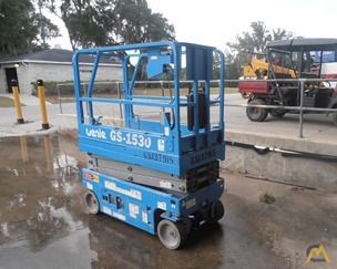 Genie GS-1530 Scissor Lift For Sale Lifts Platform Aerial Devices ...