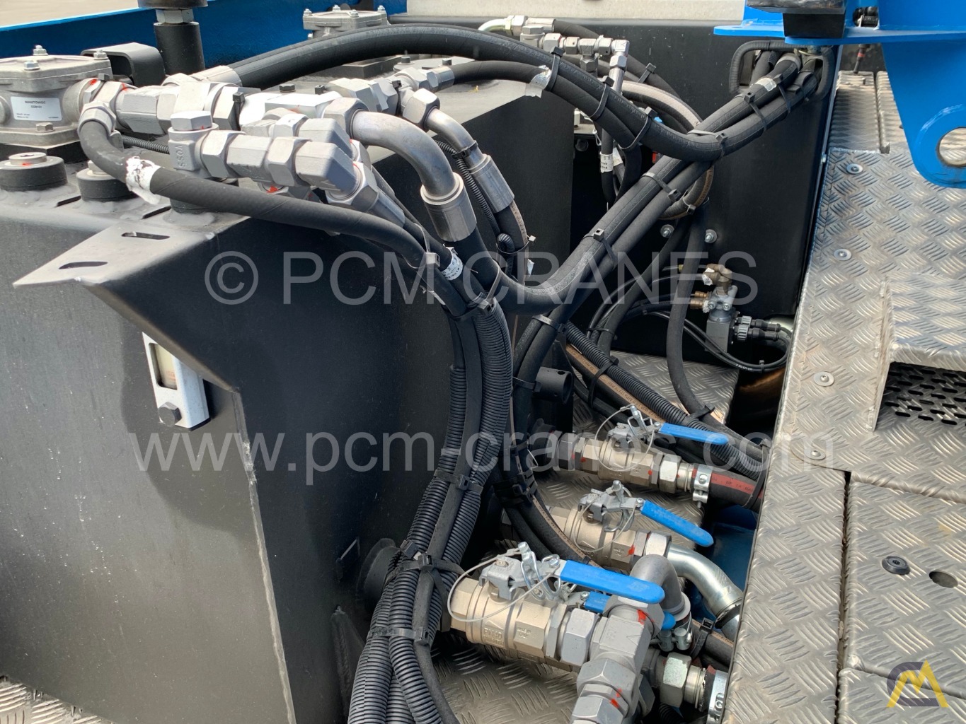 Grove GMK 6400 400-Ton All Terrain Crane For Sale & Material Handlers ...