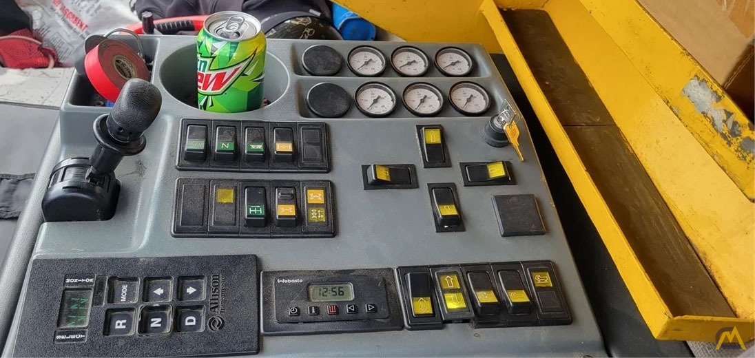 Grove GMK5250L 300-ton All Terrain Crane For Sale Hoists & Material ...