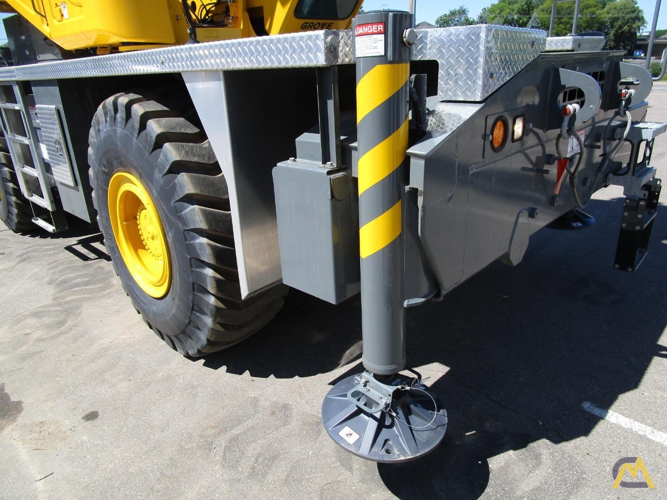 Grove GRT650/GRT655 50-Ton Rough Terrain Crane For Sale Hoists ...