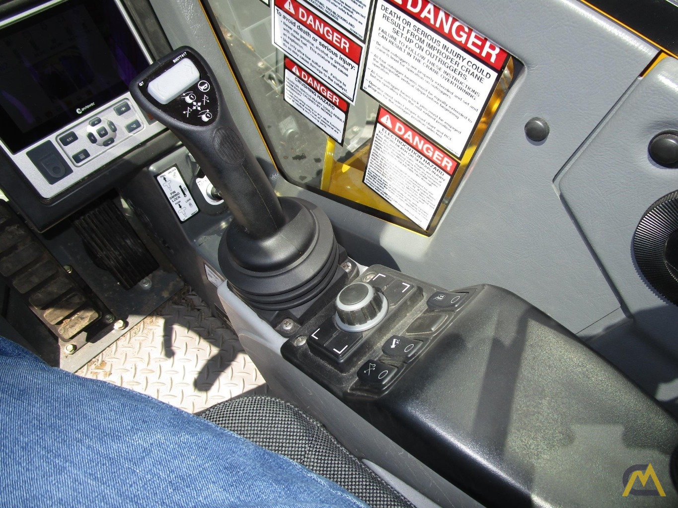 Grove GRT650/GRT655 50-Ton Rough Terrain Crane For Sale Hoists ...