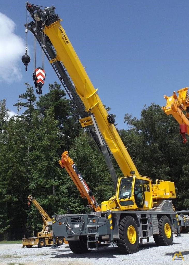 Grove GRT655 55-Ton Rough Terrain Crane For Sale Hoists & Material ...