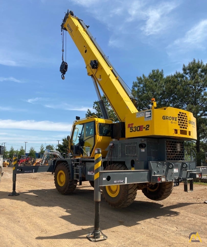 Grove RT530-2 30-ton Rough Terrain Crane For Sale Hoists & Material ...