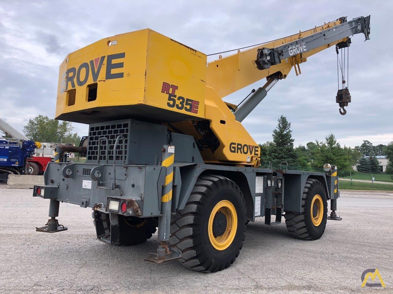 Grove RT535E 35-ton Rough Terrain Crane For Sale Hoists & Material ...