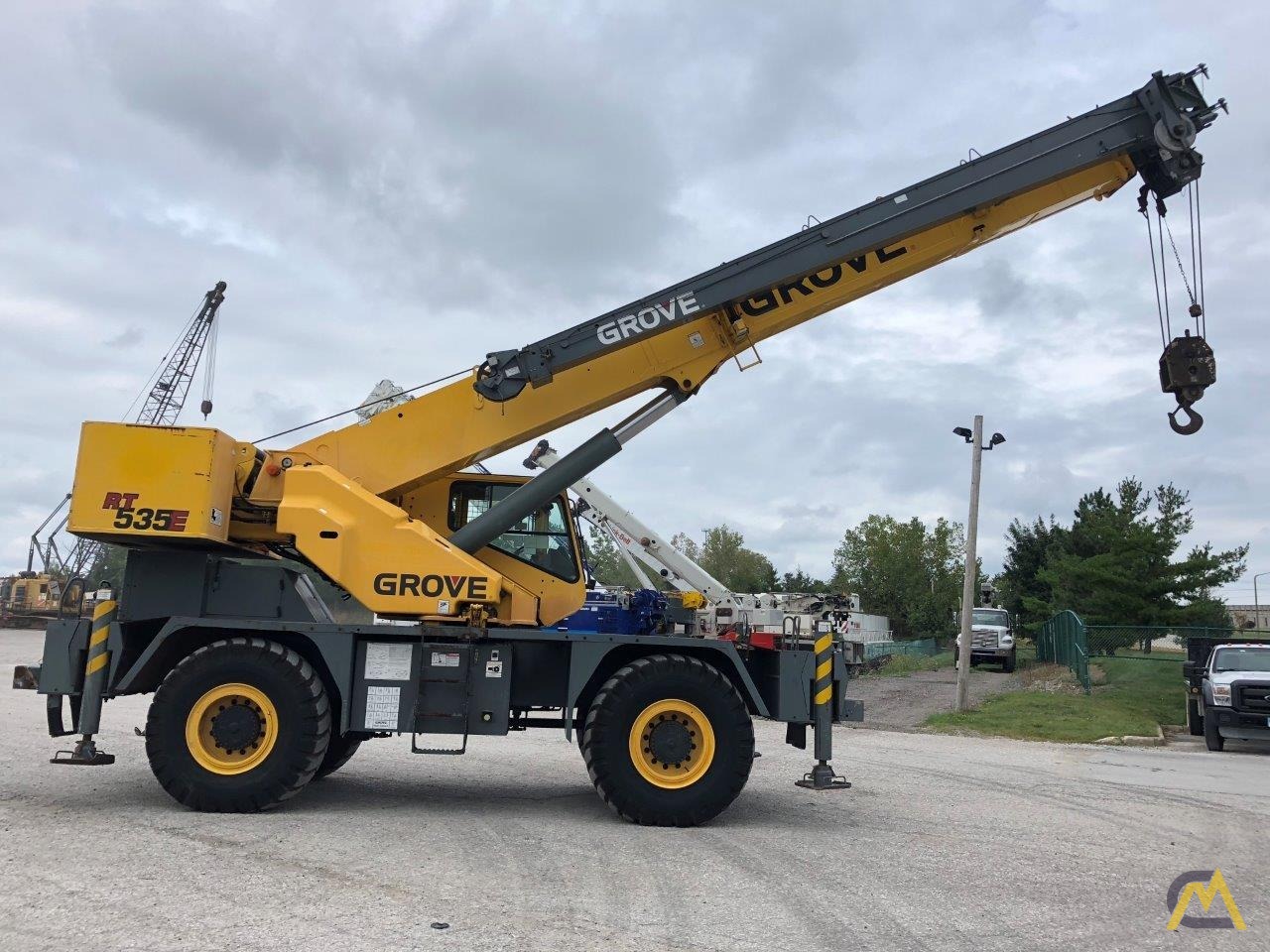 Grove RT535E 35-ton Rough Terrain Crane For Sale Hoists & Material ...