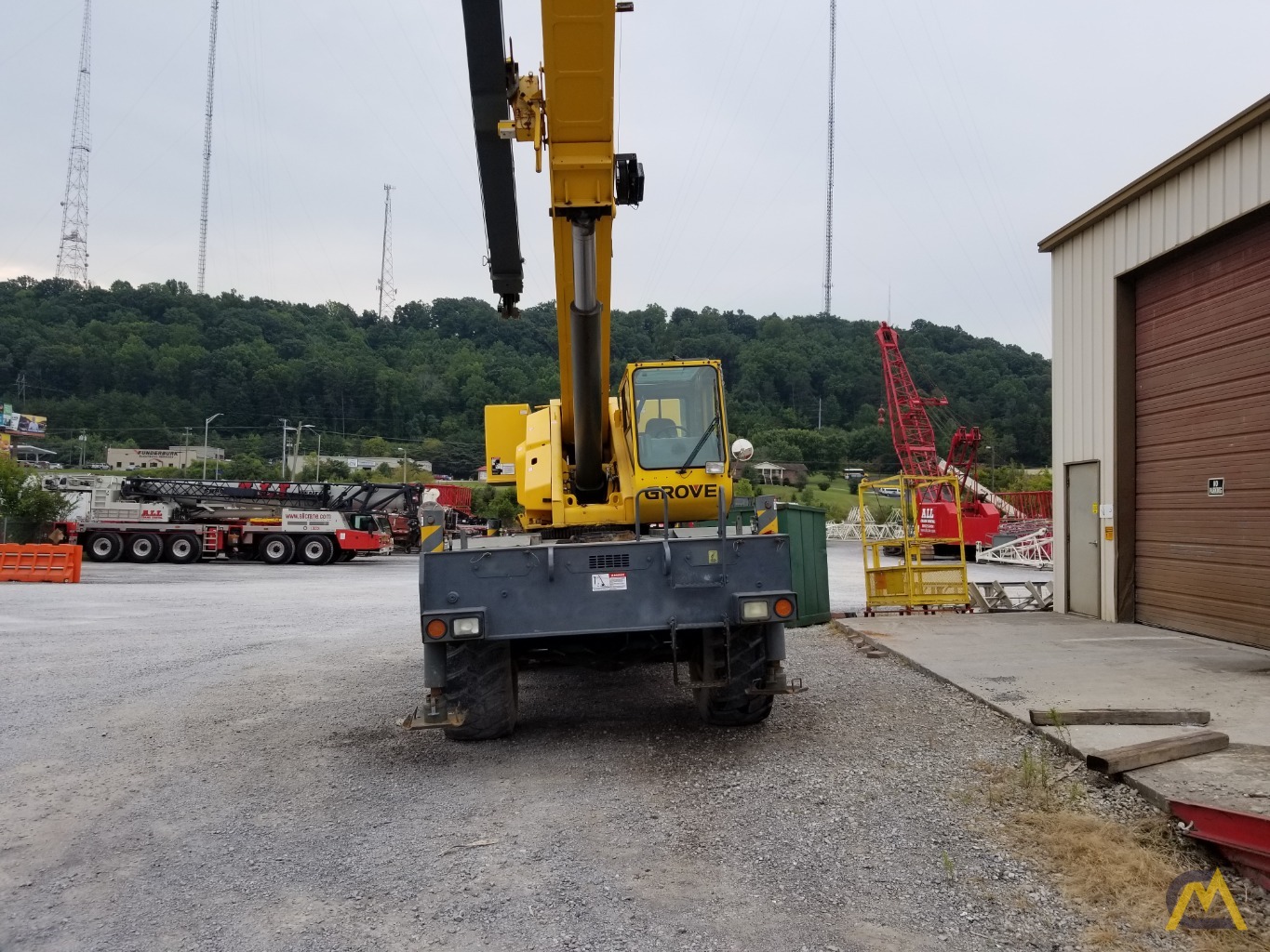 Grove RT535E2 35-Ton Rough Terrain Crane For Sale Hoists & Material ...
