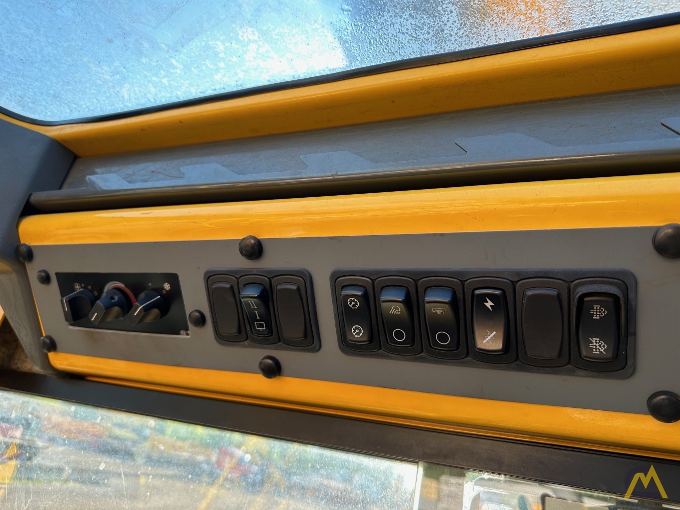 Grove RT765E Rough Terrain Crane For Sale or Rent Hoists & Material ...