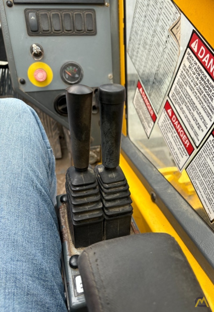 Grove RT770E Rough Terrain Crane For Sale Hoists & Material Handlers ...