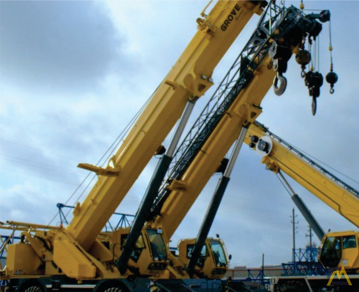 Grove RT890 90-Ton Rough Terrain Crane For Sale Hoists & Material ...